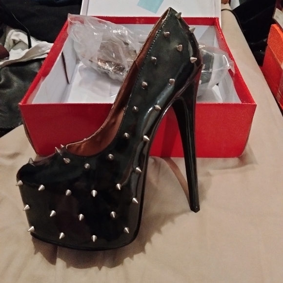 Publicite | Shoes | Stripper Bondage Punishment Spike Heels Custom Made ...